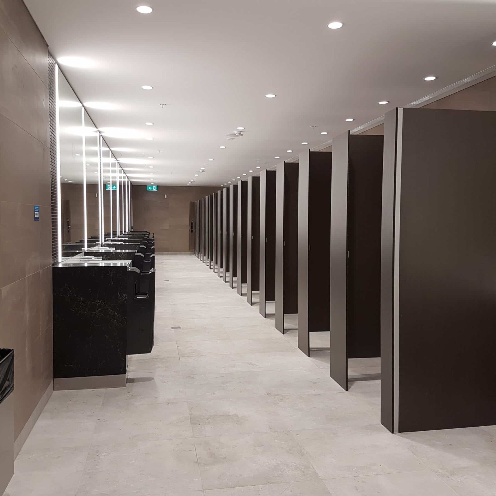Free Standing Toilet Partitions | Duracube Floor-Mounted Cubicles