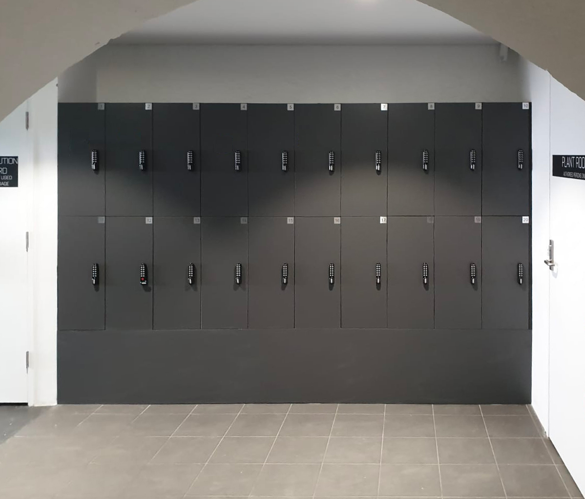 Why should my lockers be made of compact laminate? - Duracube