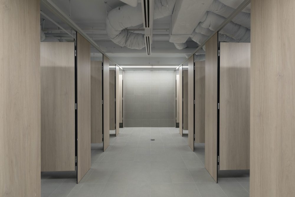 121 Marcus Clarke End of Trip Facility - Duracube